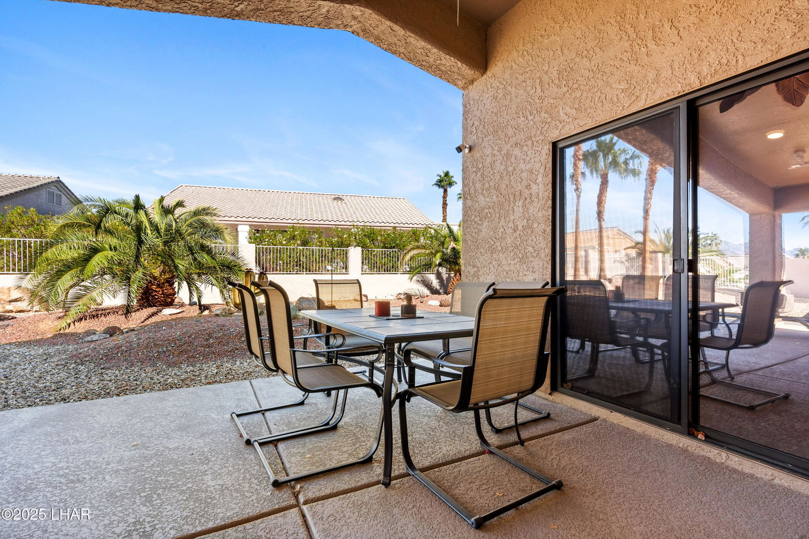 2413 Jacob Row, Lake Havasu City | MLS 1038001 | »» Call/Text: HavasuLew @ 928-846-6474