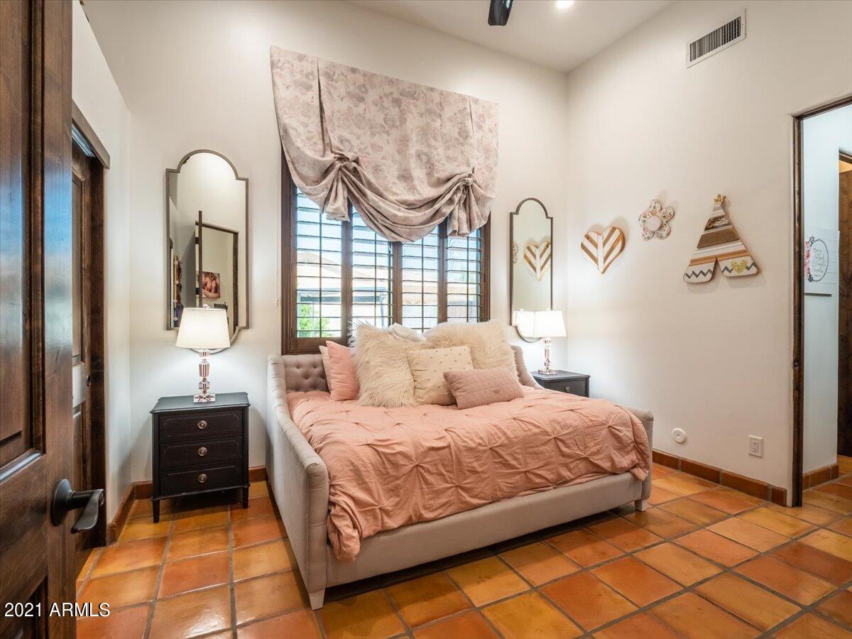 5380 S Ashley Drive, Chandler, 85249