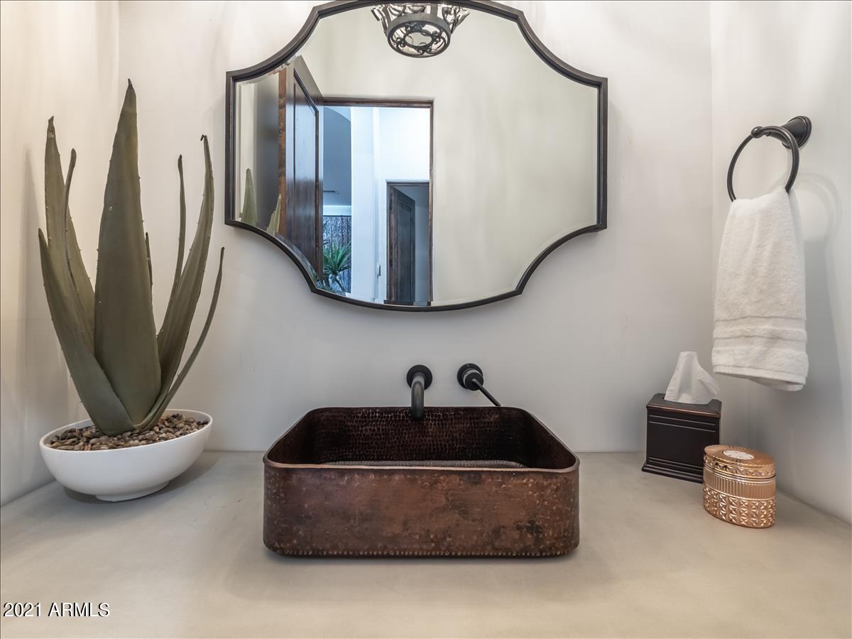 5380 S Ashley Drive, Chandler, 85249