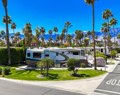 OUTDOOR RESORTS Palm Springs | Cathedral City, CA RV Resorts for SALE ...
