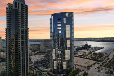 PACIFIC GATE Condos by Pacific Gate Resident and Owner | Mark Mills RE/MAX
