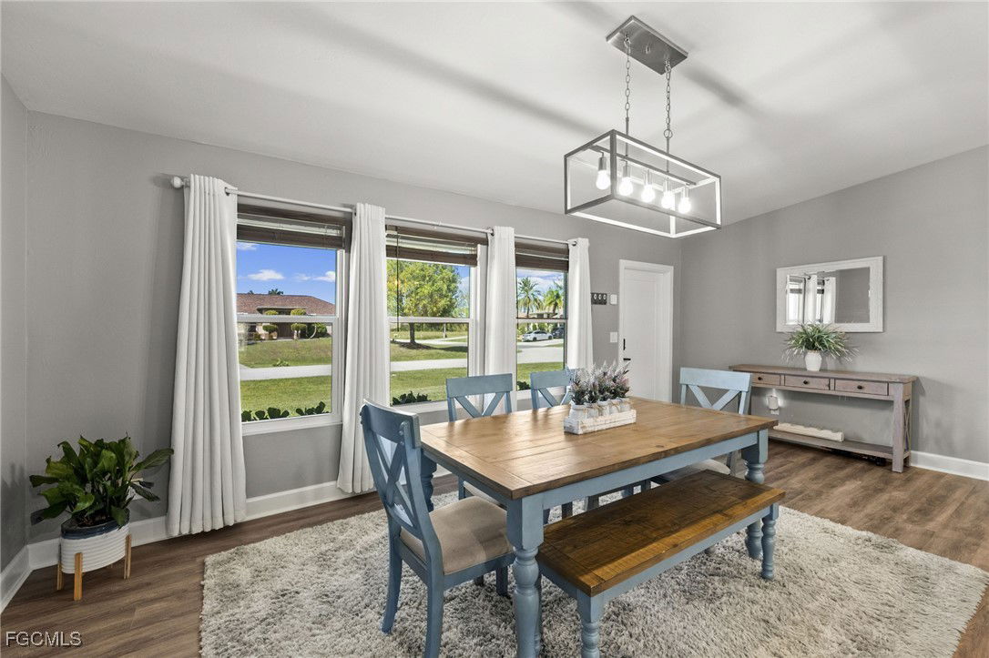 2135 SW 3rd Place, Cape Coral, 33991 MLS# 2025014873 - Cape Coral Fl ...