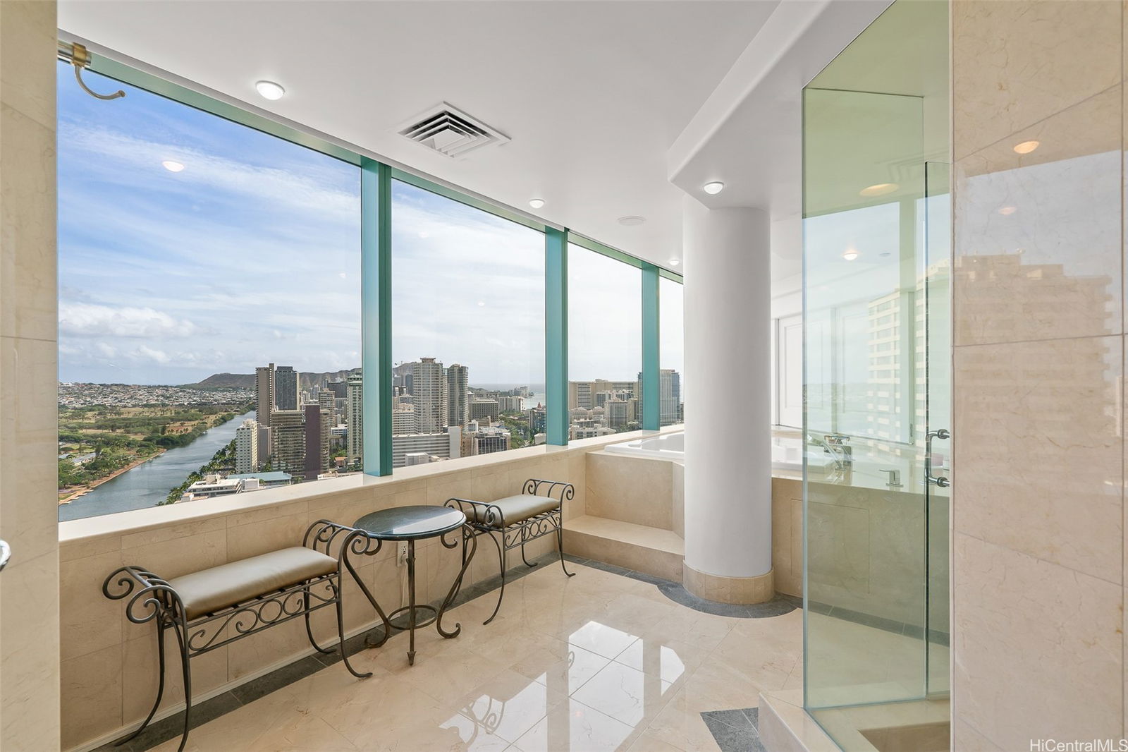 1888 Kalakaua Avenue Unit 3704, Honolulu, 96815