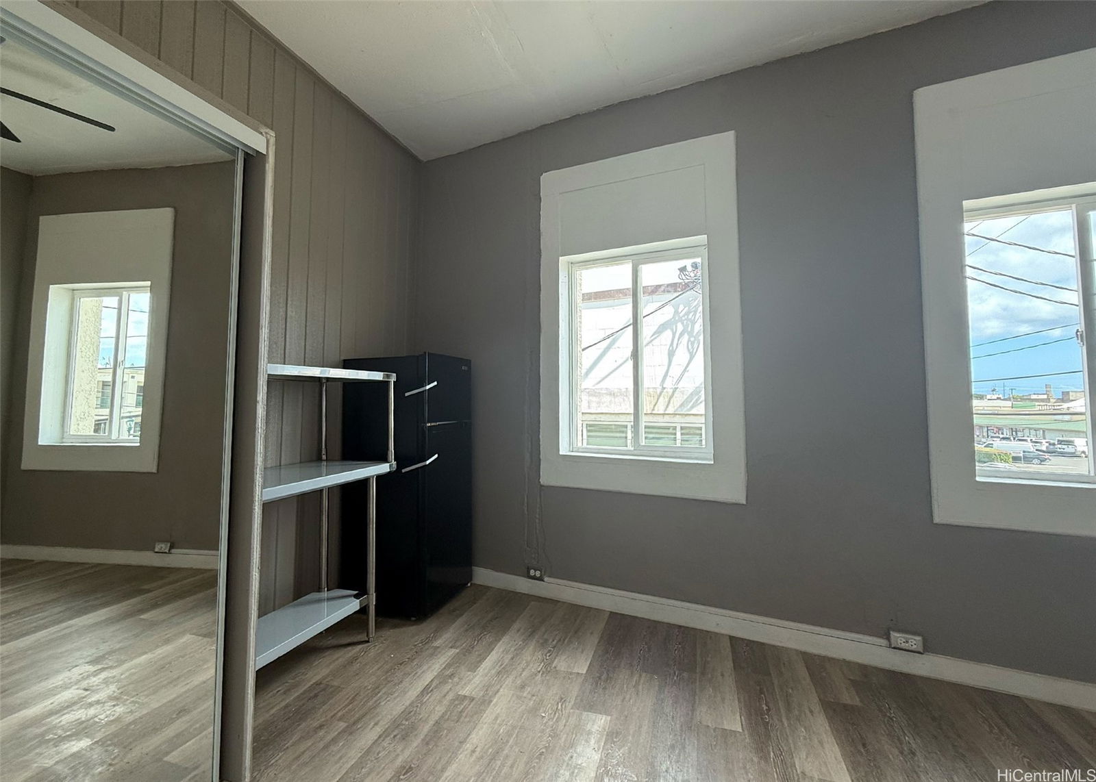 1178 N King Street, Honolulu, 96817