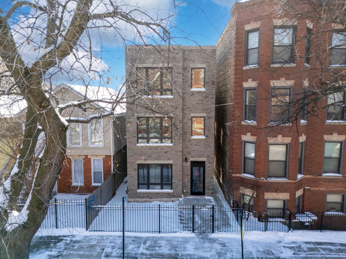 2821 W Jackson Avenue, Chicago, 60612