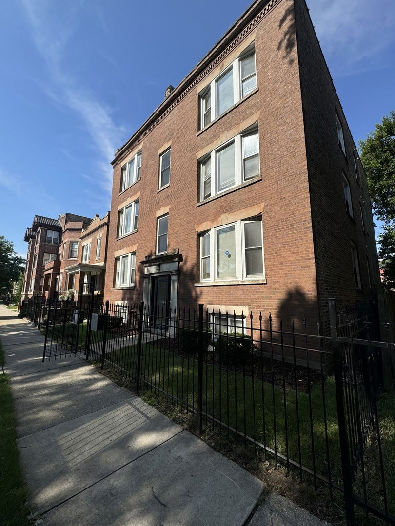 6506 S Ellis Avenue, Chicago, 60637