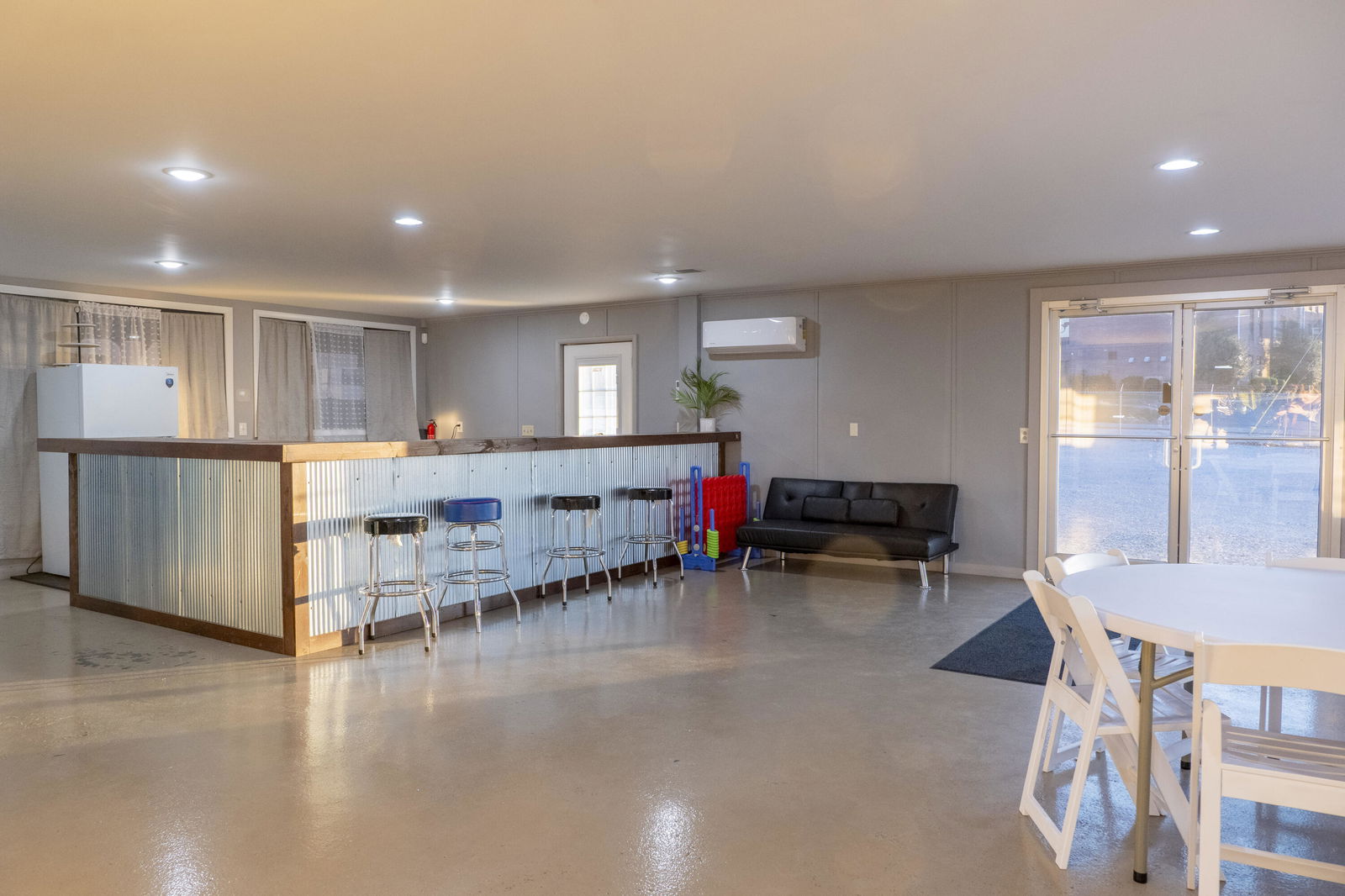 2104 KY-90, Monticello, 42633