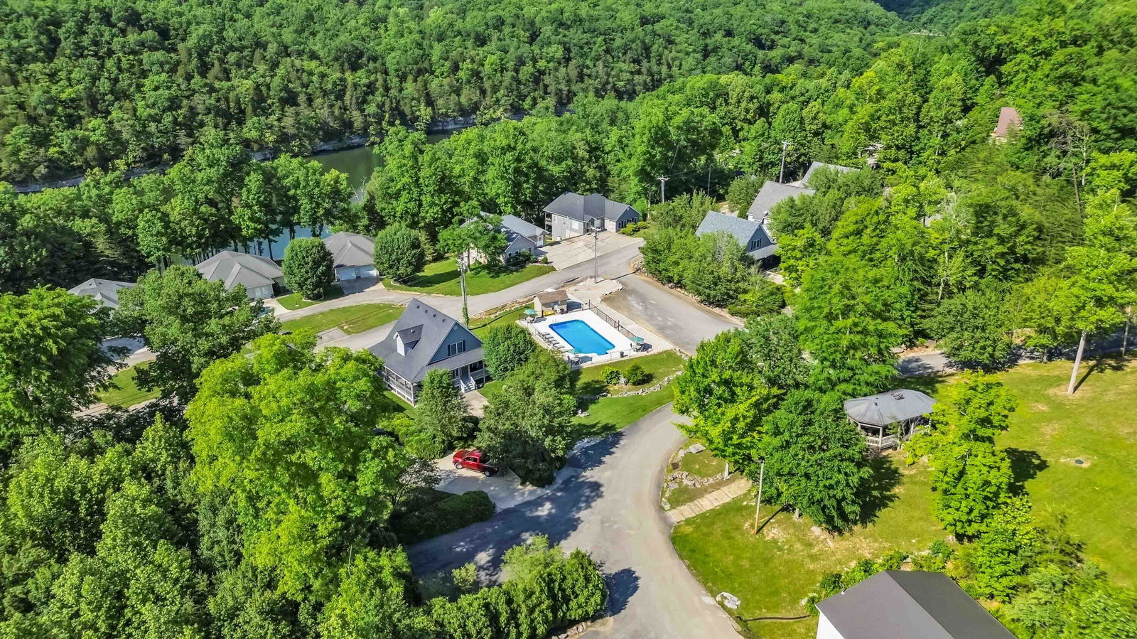 330 Enchanted Forest Way, Burnside, 42519