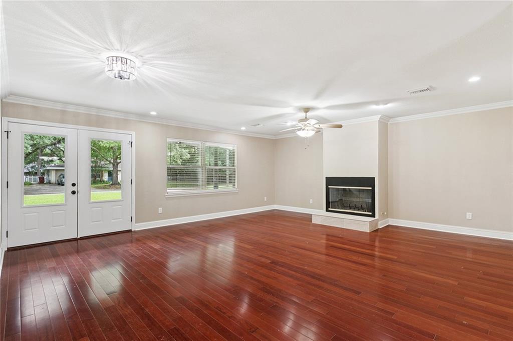 11 Karen Dr, CovingtonLA 70433 - The Scoggin Group