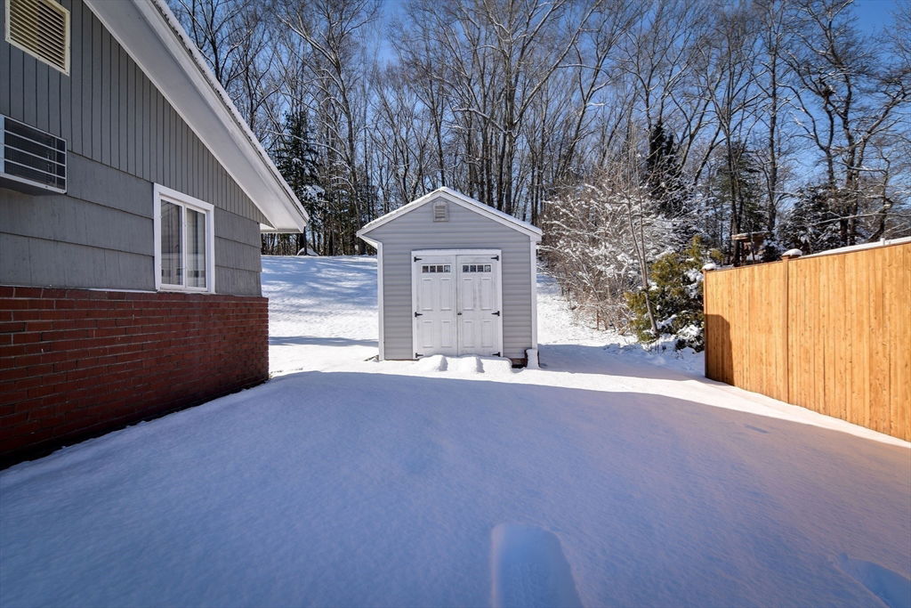 38 Bradford Road, Framingham, 01701