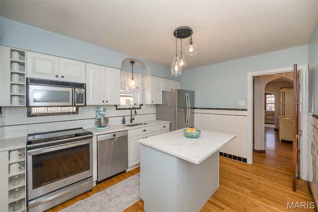 3915 Prather Ave, St Louis, 63109