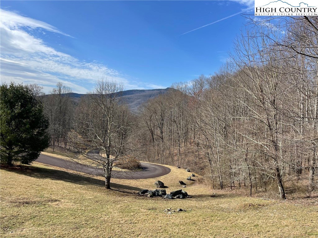 9 Jackson Ridge Road, Boone, 28607