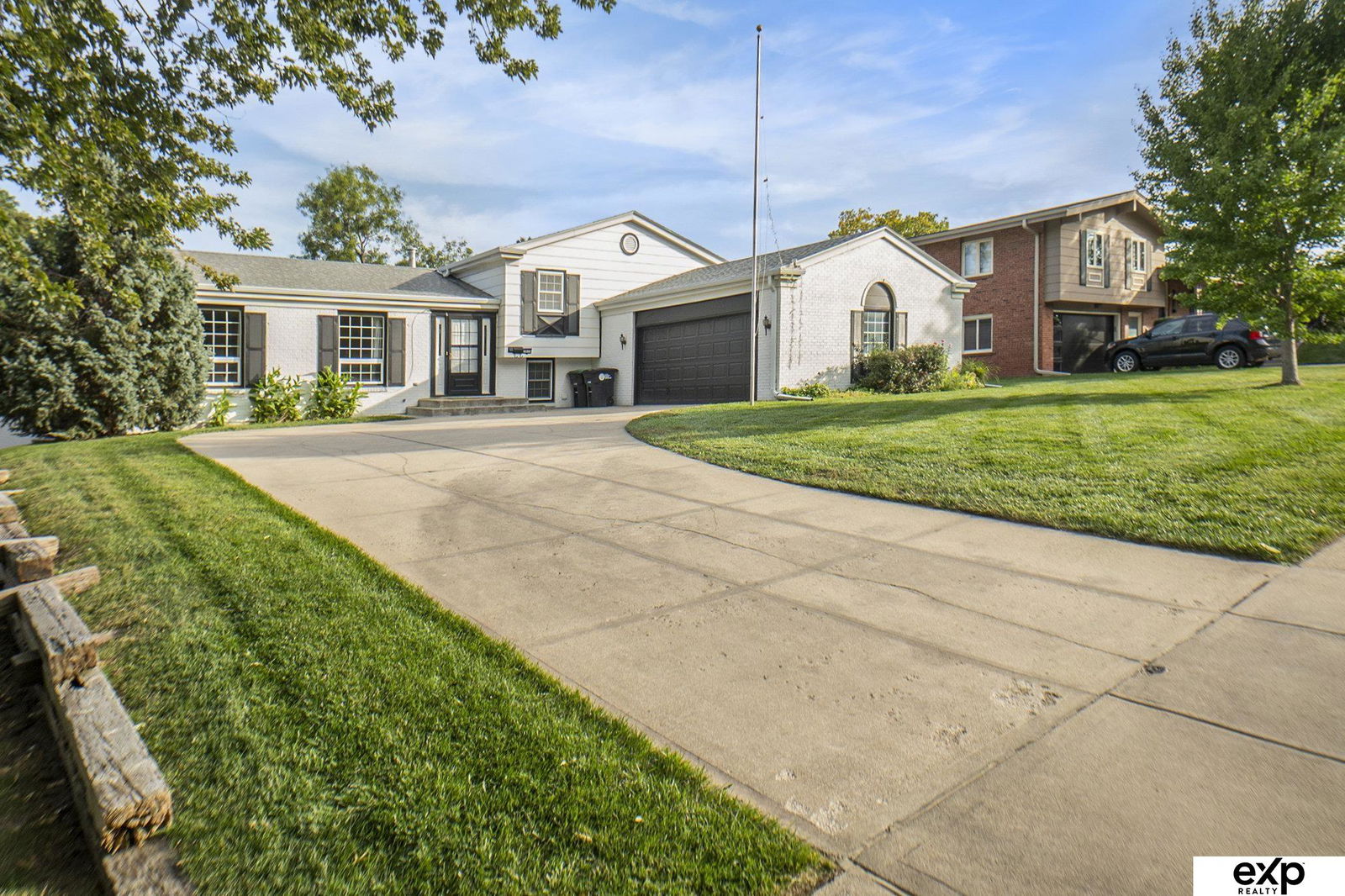 1615 S 136th Street, Omaha, 68144