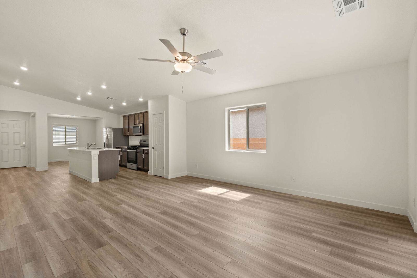 1633 Saddleback Trail NE, Rio Rancho, 87144