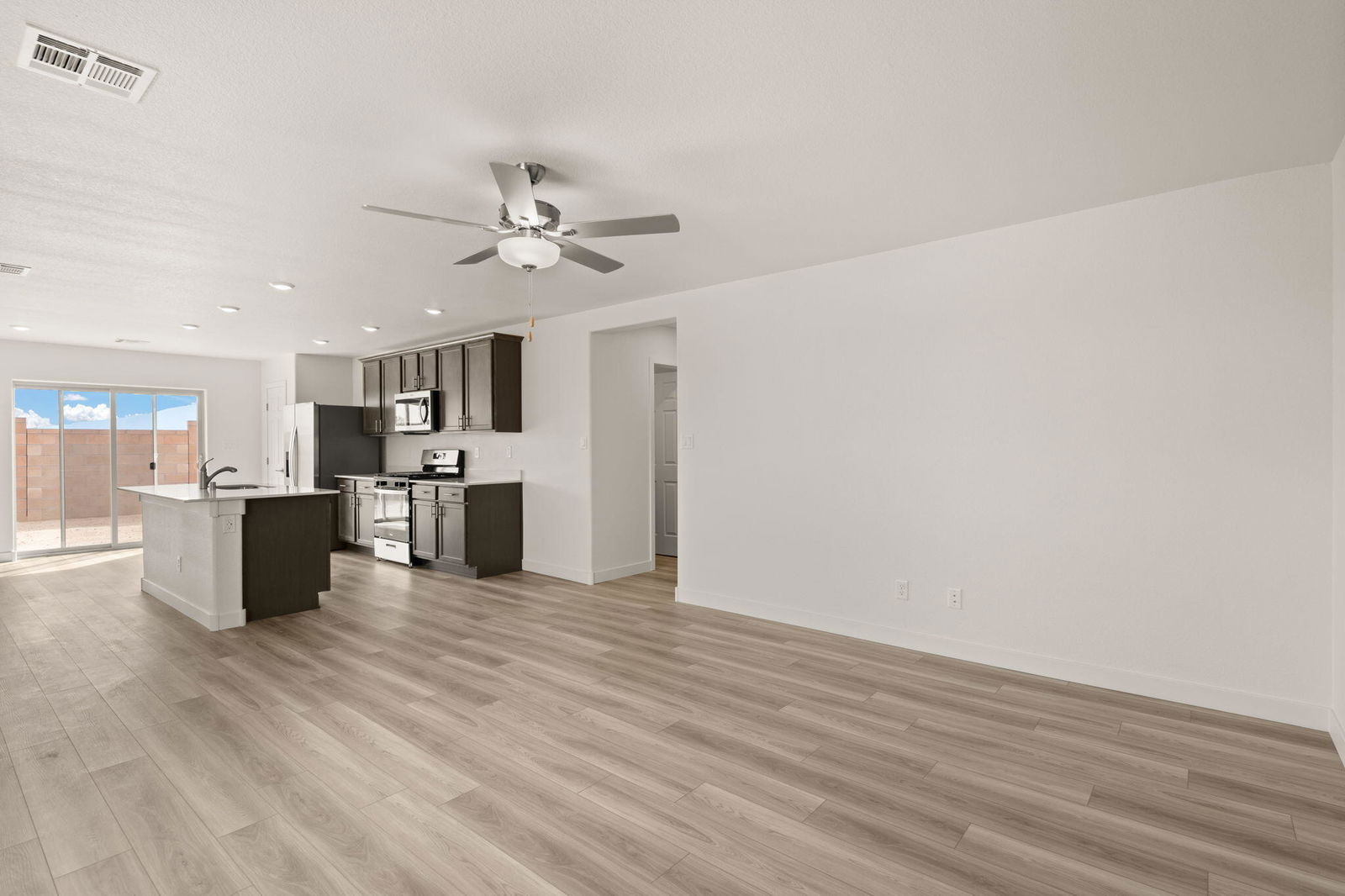 1632 Saddleback Trail NE, Rio Rancho, 87144