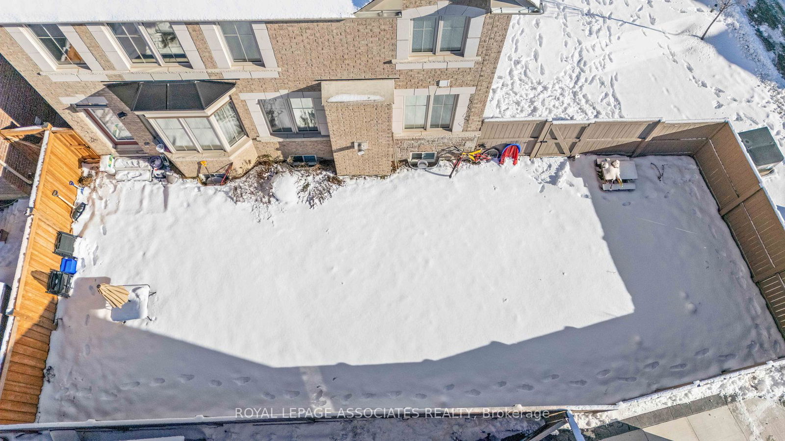 View 15 Farringdon Crescent, Brampton | MLS# W12681662 | Northwest ...