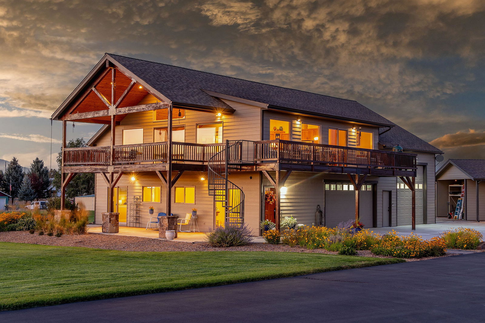 12855 SW Ayres Lane, Powell Butte, 97753