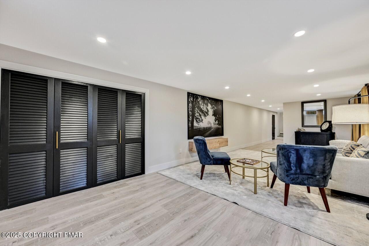 205 Winona Rd, Mount Pocono, 18344