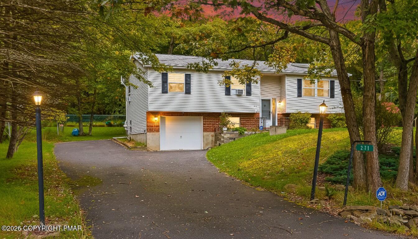 271 N Shore Dr, Albrightsville, 18210