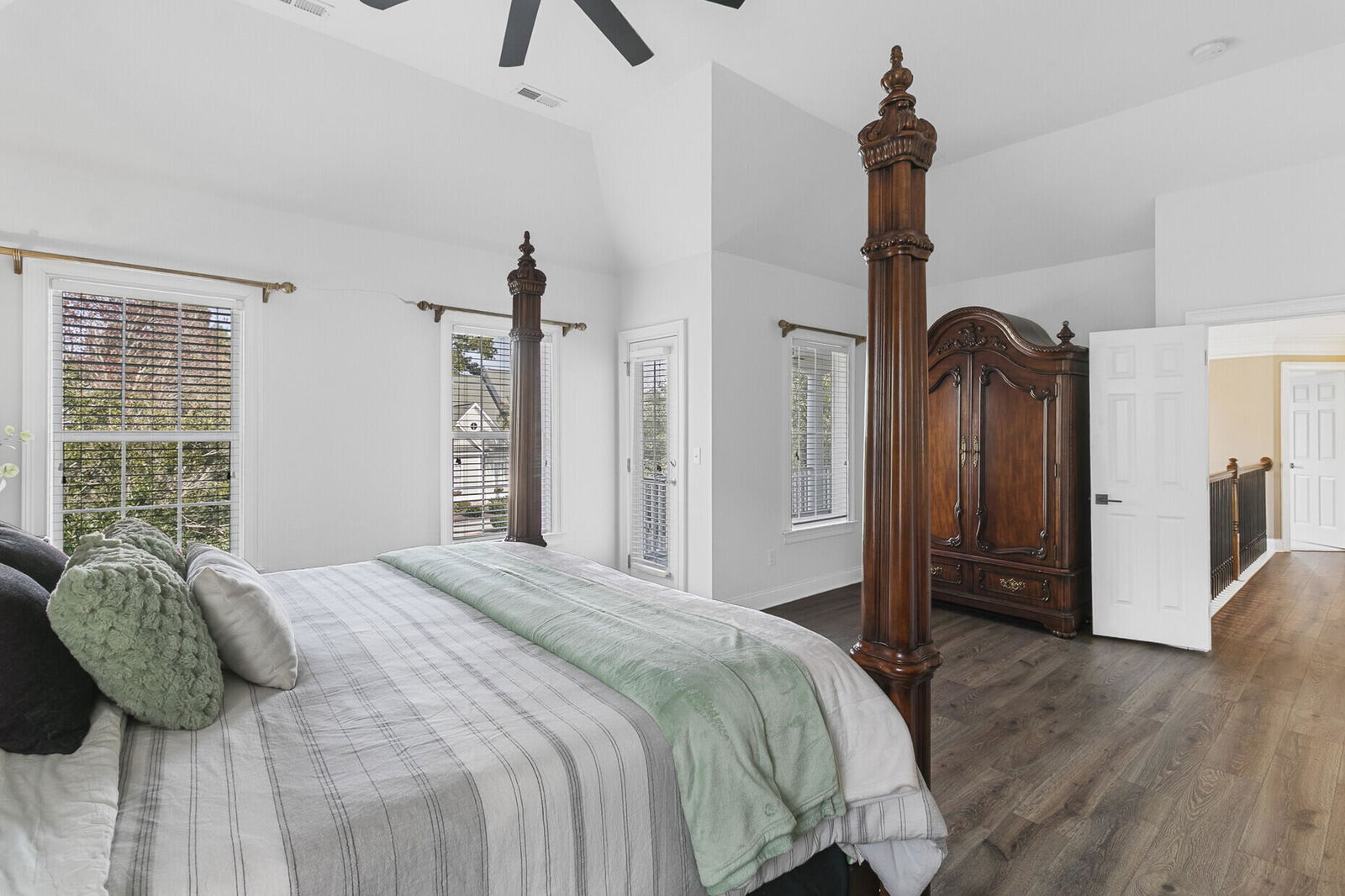 2745 Oak Manor Drive, Mount Pleasant, 29466