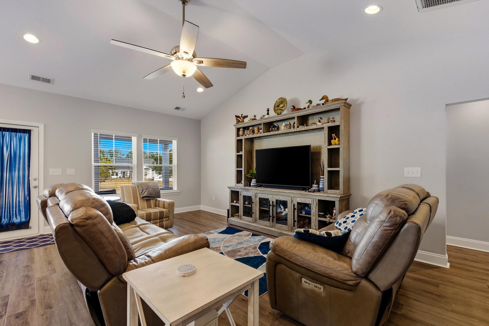 MLS 2602775 -Park Pointe 3716 Park Pointe Ave., Little River Little River-