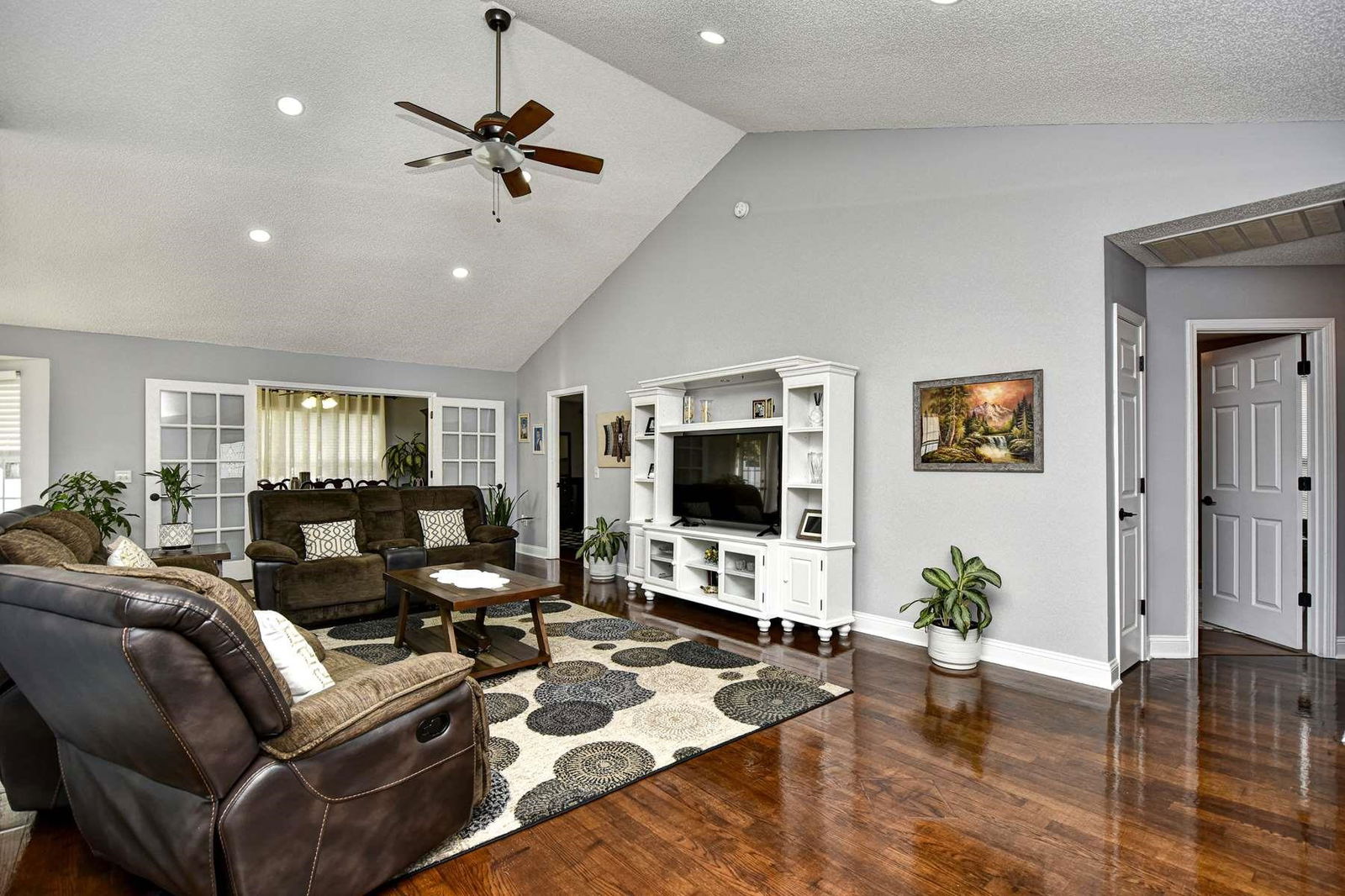 MLS 2301644 - Southgate 8049 Pleasant Point Ln., Myrtle Beach ...