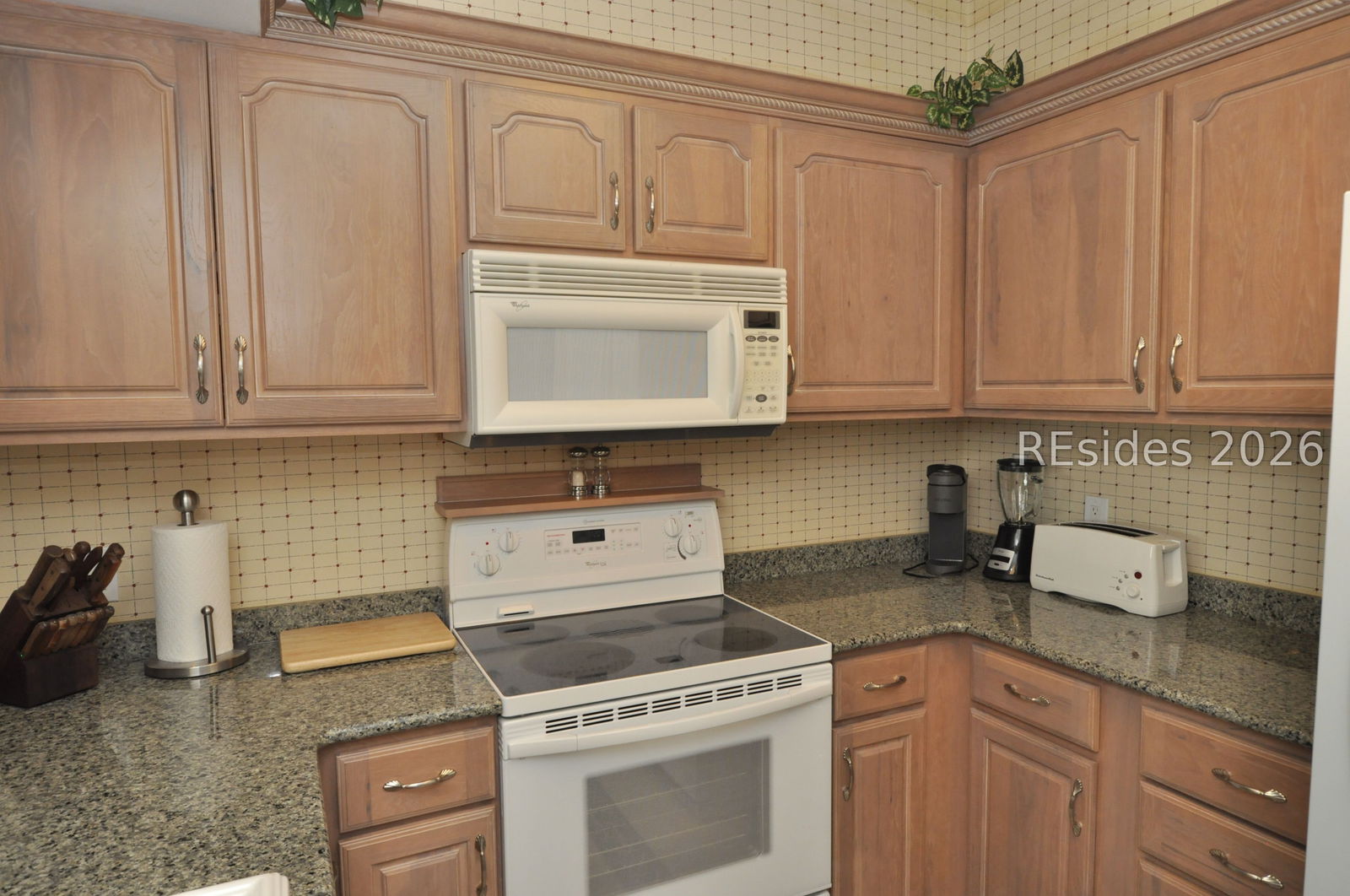 For Sale - 21 S Forest Beach Drive Unit 334, Hilton Head Island - 3 ...