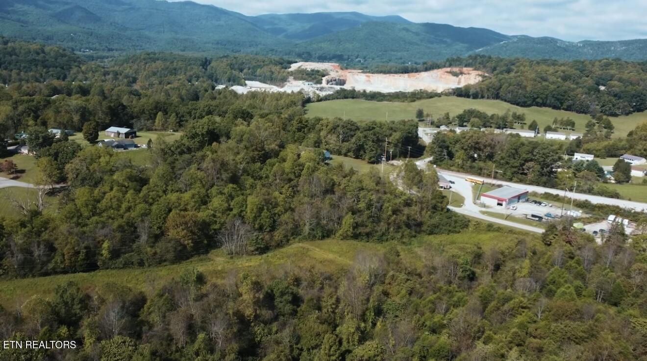 Stone Mill Rd, Jacksboro, 37757