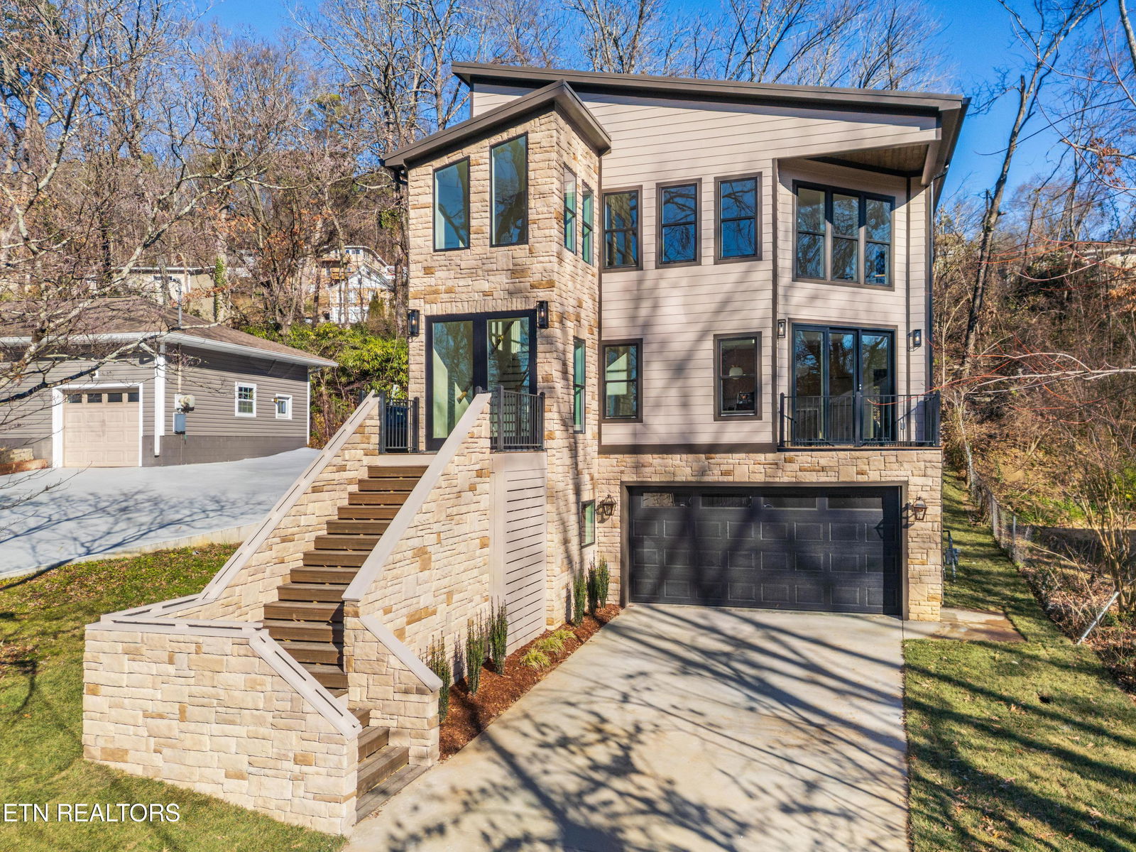 315 Pine Ridge Rd, Chattanooga, 37405