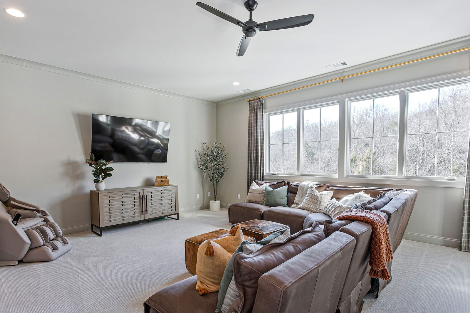 8126 Heirloom Blvd, College Grove, 37046