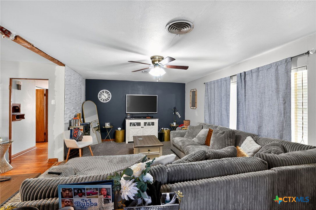 2850 Lakeview Circle, Beaumont, 77703