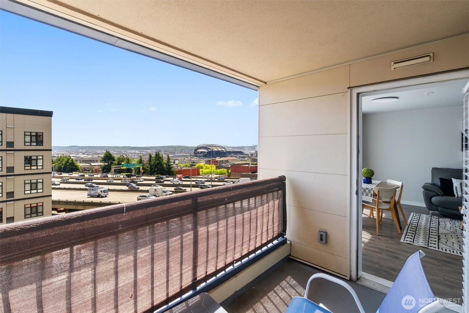 321 10th Avenue S Unit #705, Seattle, WA 98104 | MLS # 2467213 Pacific ...