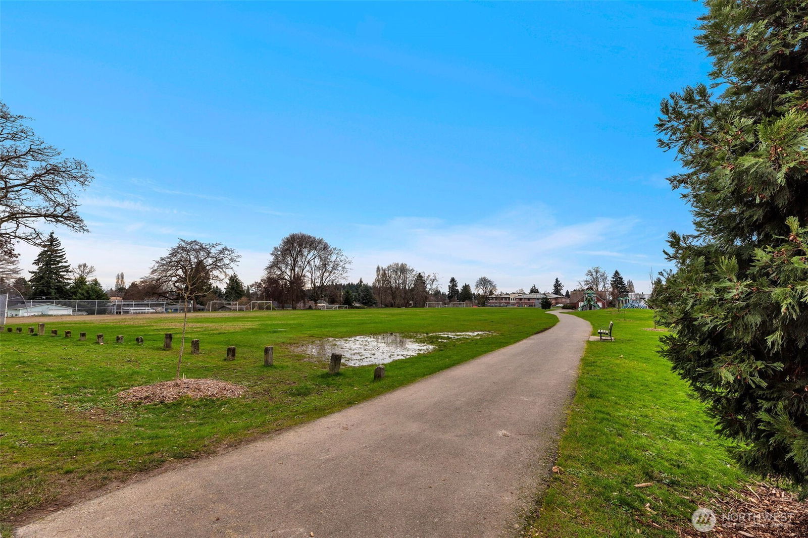 7779 10th Avenue SW, Seattle, WA 98106 | MLS # 2466124 Dumars Highland ...