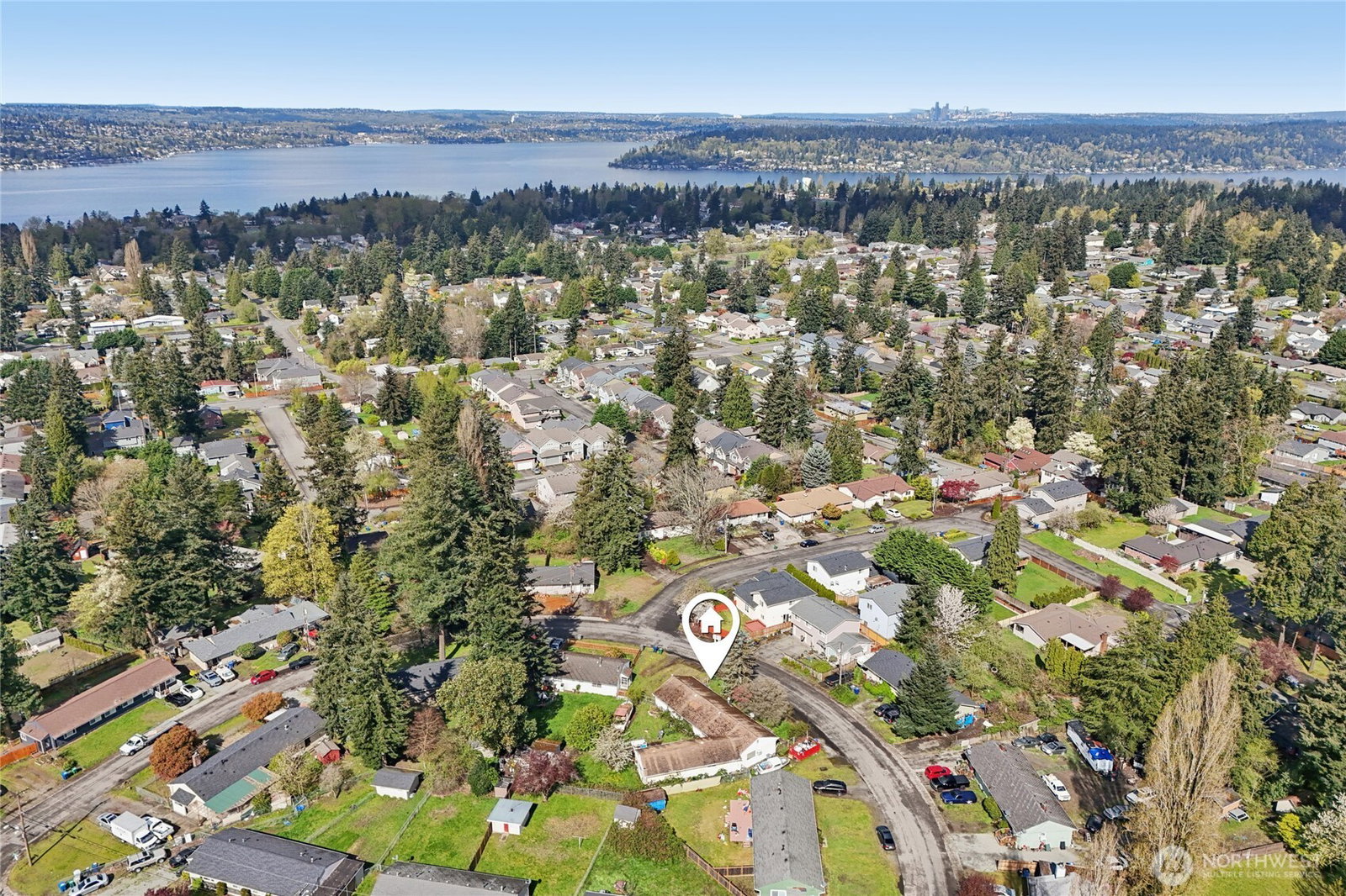 2008 Harrington Circle NE, Renton | MLS# 2507279 | Skyline Properties ...