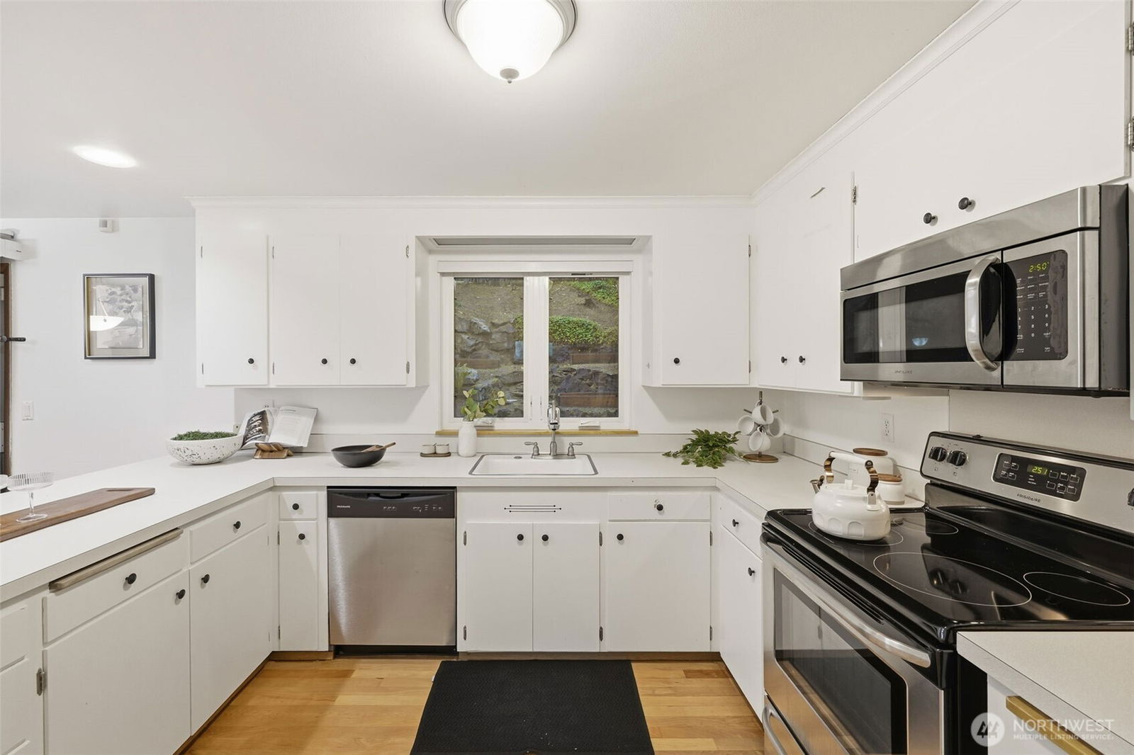 19822 53rd Avenue W, Lynnwood | MLS# 2465946 | Skyline Properties, Inc ...