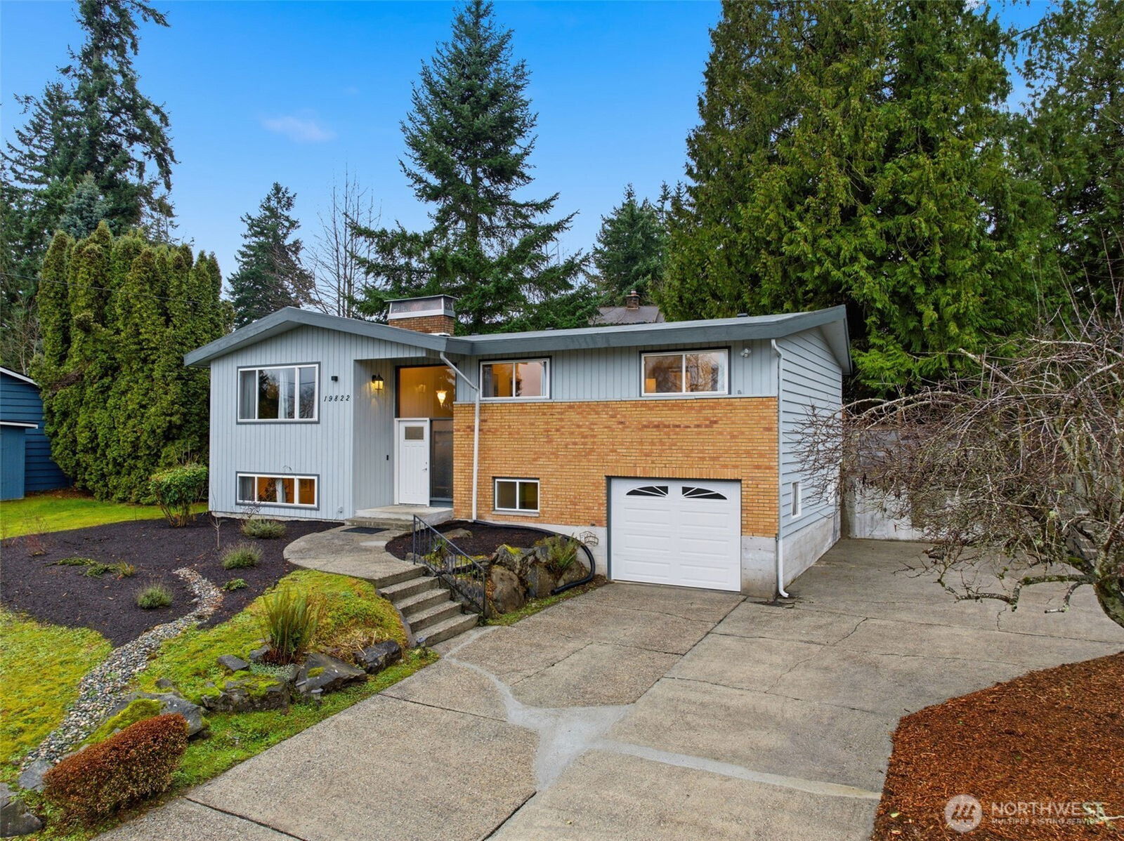 19822 53rd Avenue W, Lynnwood | MLS# 2465946 | Skyline Properties, Inc ...