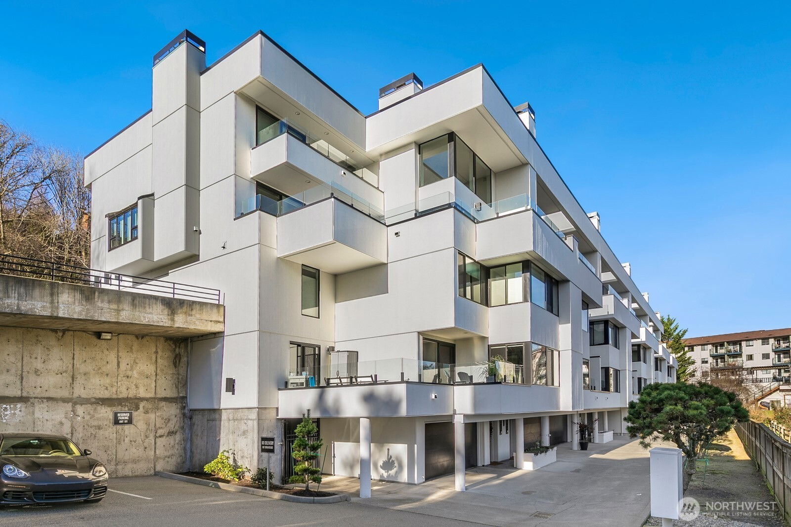 2410 Aurora Avenue N Unit #106, Seattle | MLS# 2469443 | Skyline ...