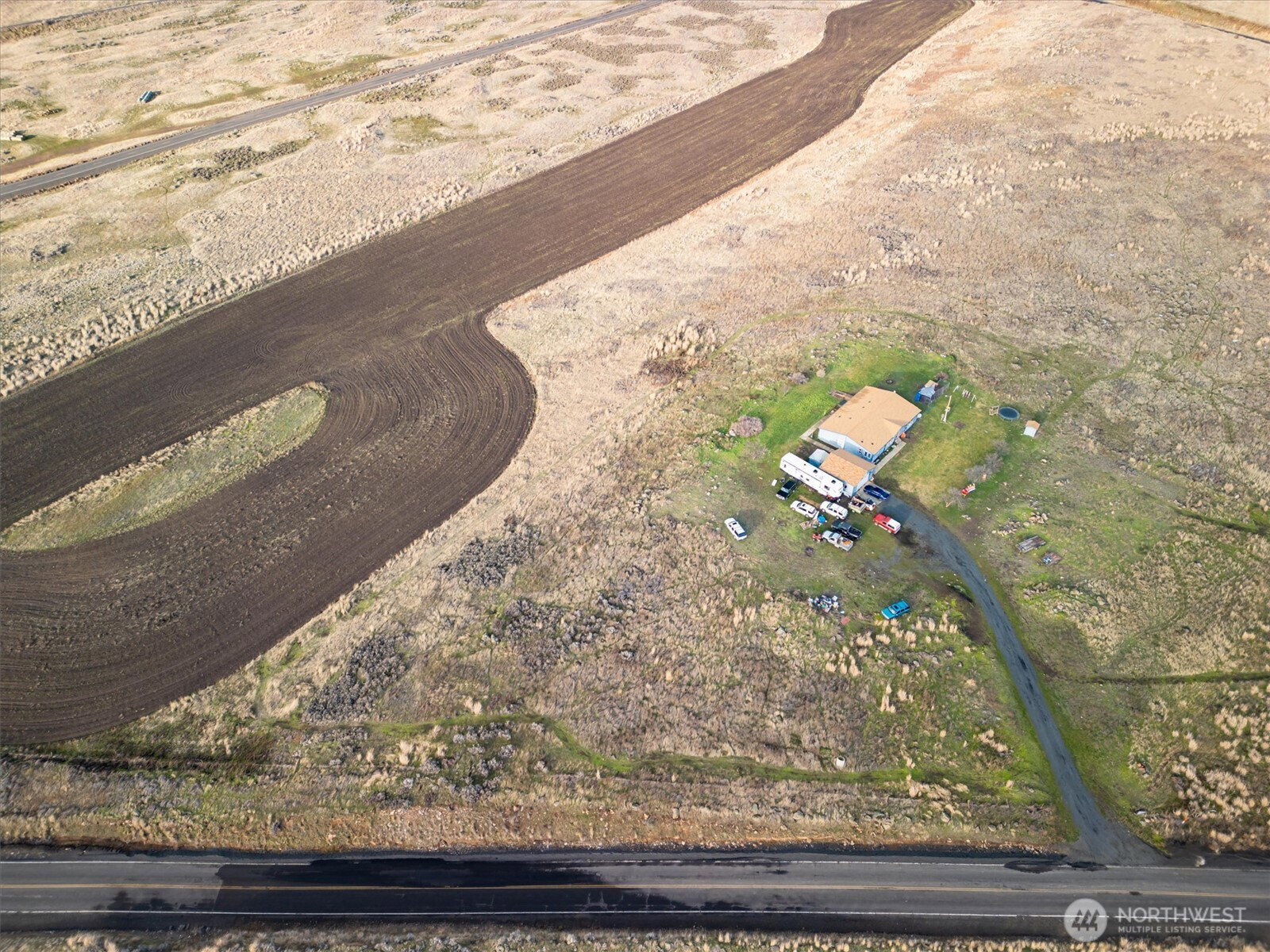 261 Hardy Rd, Lamont | MLS# 2468059 | Skyline Properties, Inc. | Newest ...