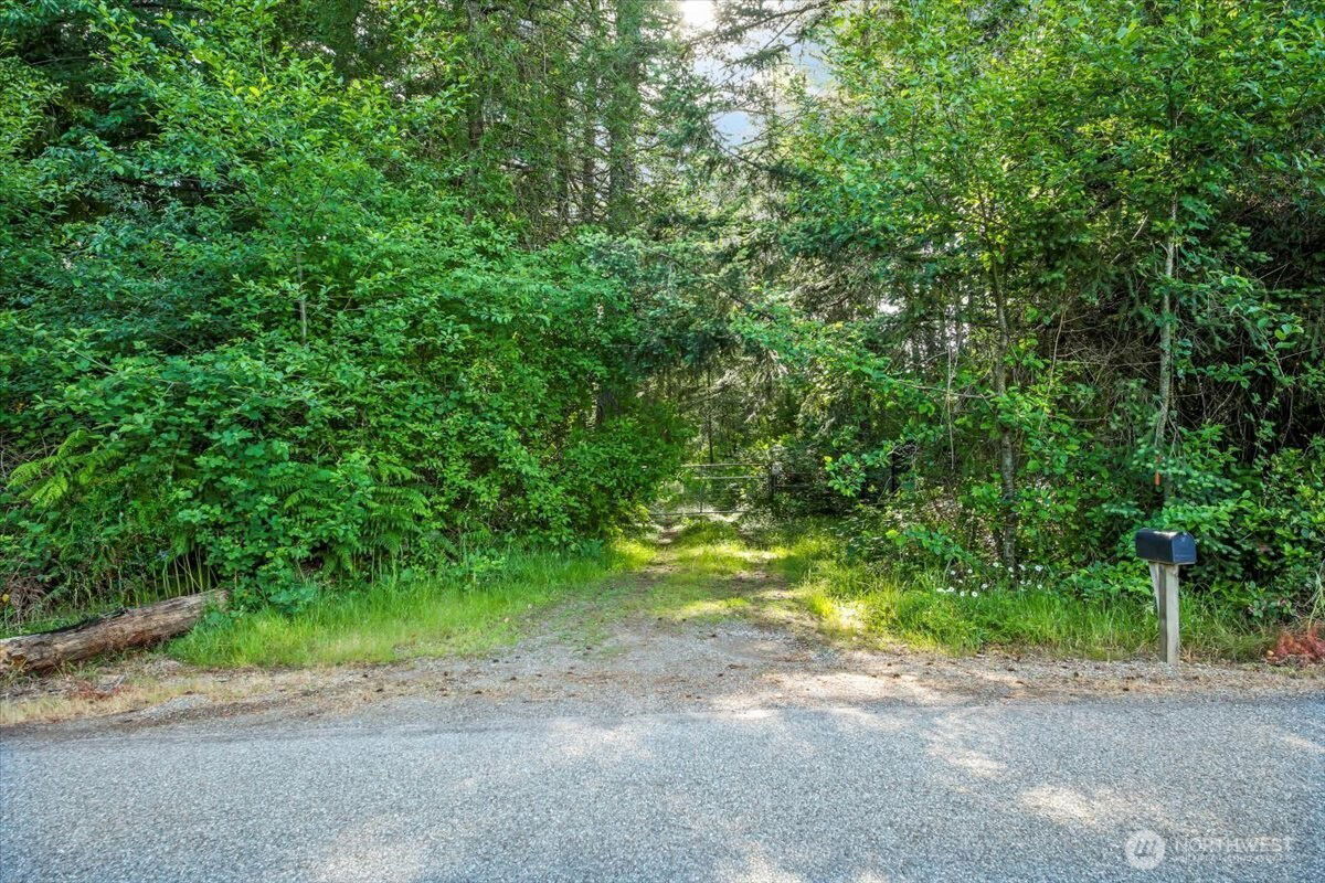 24404 122nd Avenue E, Graham | MLS# 2469460 | Skyline Properties, Inc ...