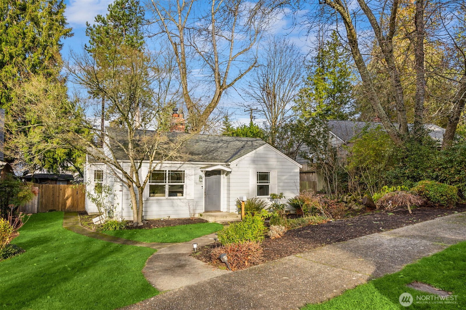 5606 NE 59th Street, Seattle | MLS# 2467329 | Skyline Properties, Inc ...