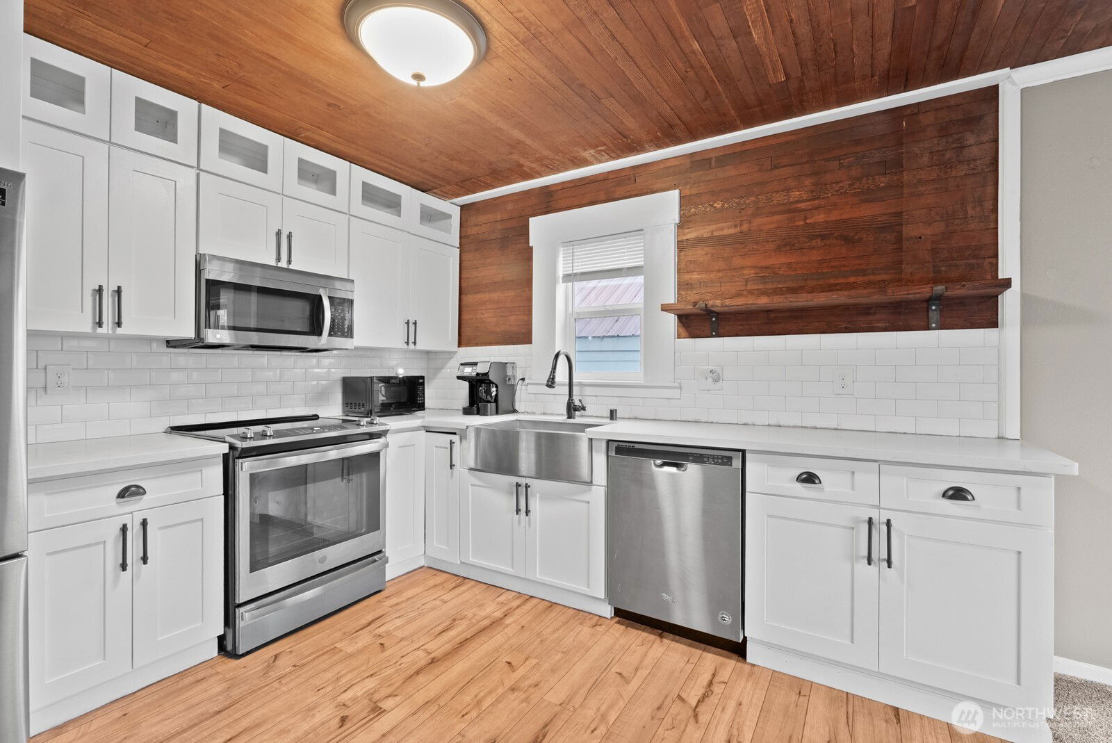 1025 S 84th Street, Tacoma | MLS# 2457700 | Skyline Properties, Inc ...