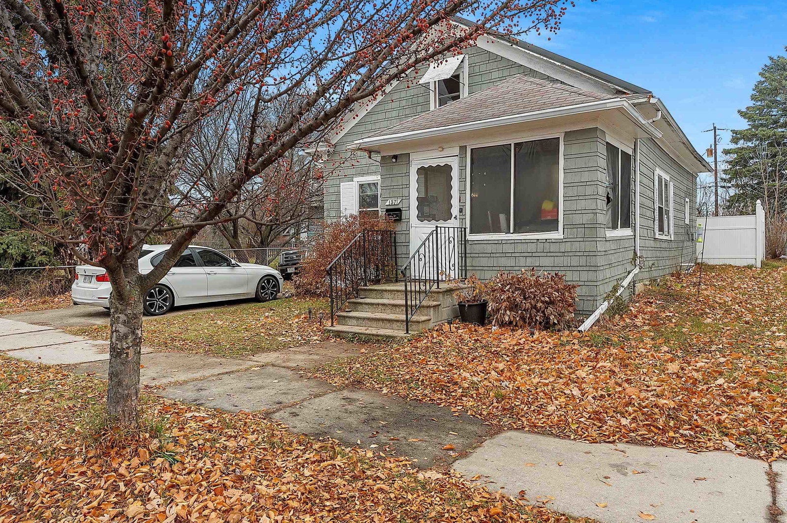 1571 KIMBALL Street, Green Bay, WI 54301, 54301