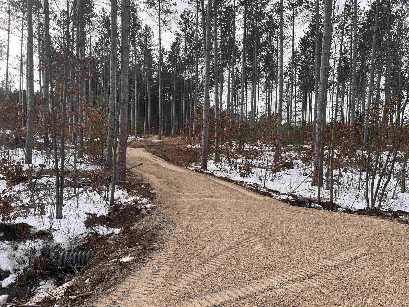 COUNTY X Road Unit 4, Crivitz, WI 54114, 54114
